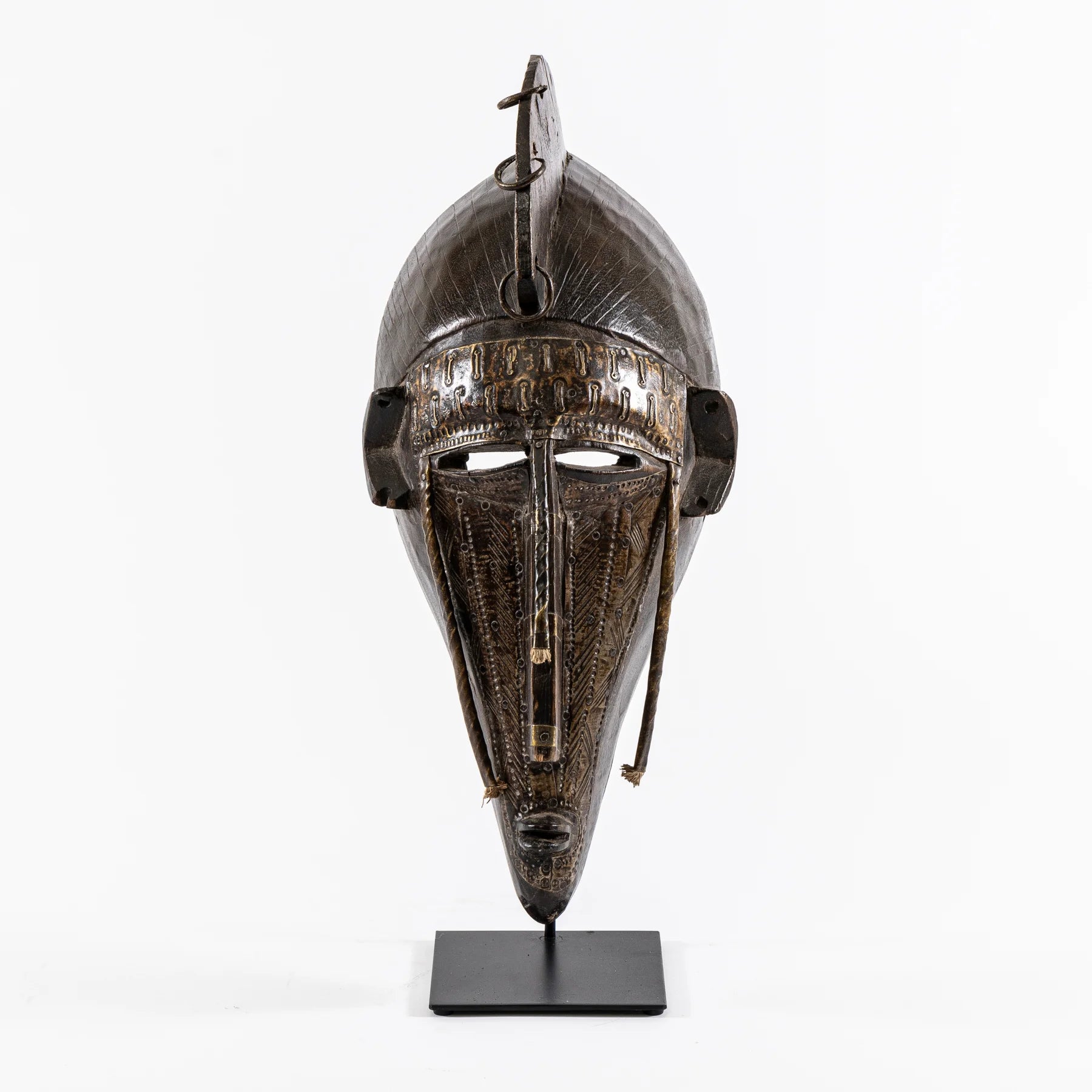 Tribal Elegance Unleashed: Wooden Mask